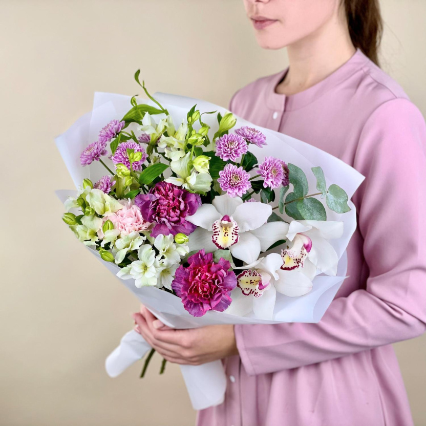 Доставка цветов в Москве | Заказать букет в UFLOR